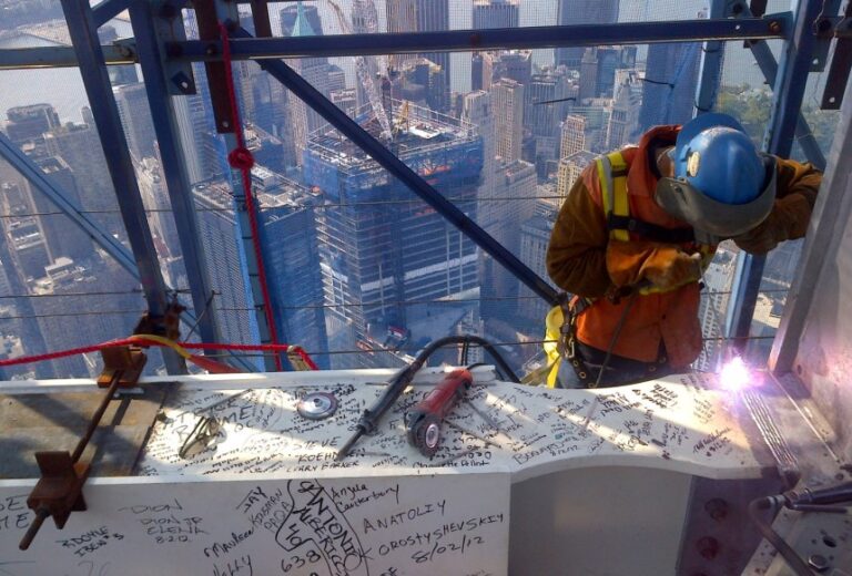 How to Join a Welding Union: Steps, Requirements and More