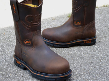 10 Best Welding Boots Reviewed in Detail (Winter 2025)